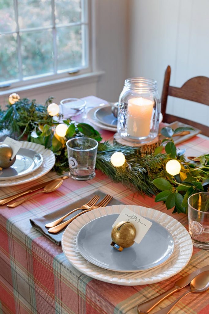 Fabulous Ideas and Tips for Christmas Table